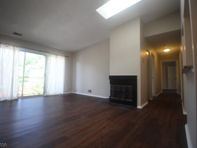 201 Robertson Way