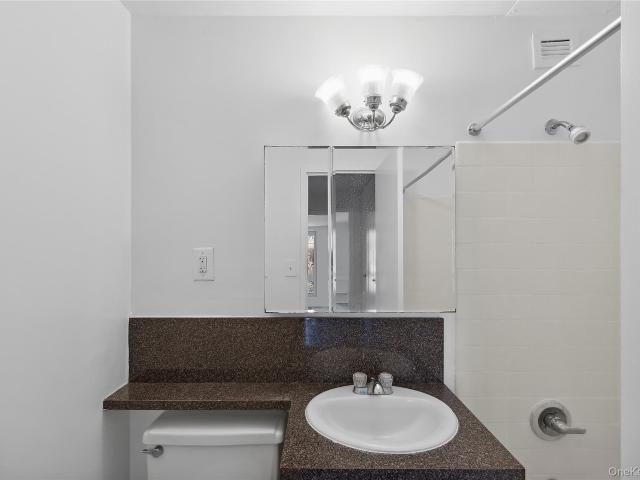201 Ravine Avenue 4H