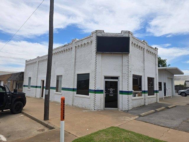 201 Rainey, Weatherford, OK 73096