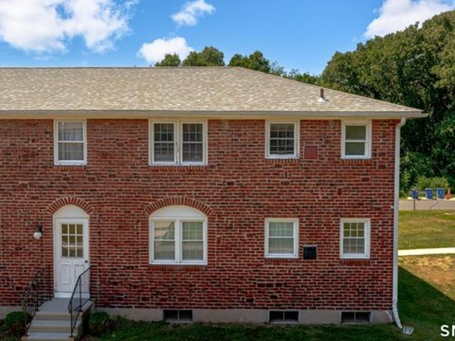 201 Regan Rd Apt 23B, Vernon, CT 06066