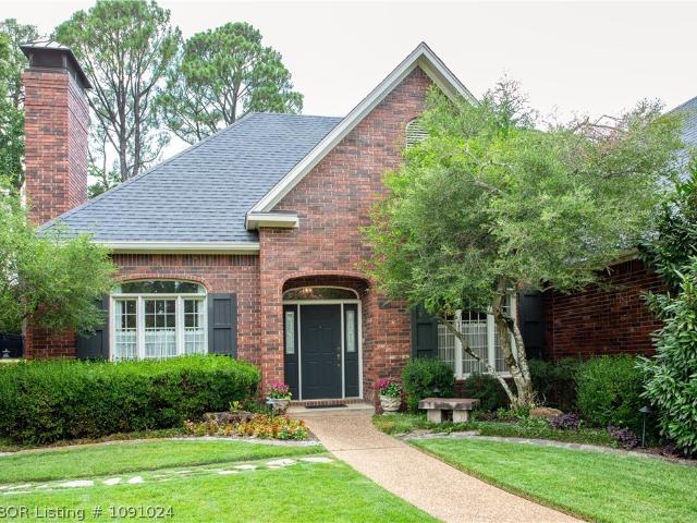 201 Rivercrest Drive