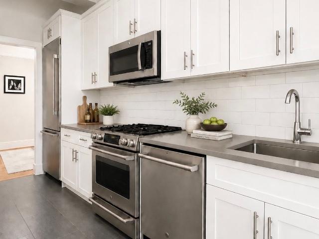 201 W 89th Street 7H