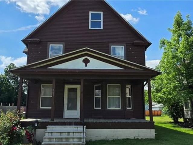 201 W 26th St, Lorain, OH 44052