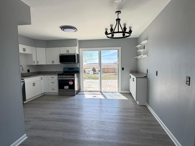 201 W Walnut Street
