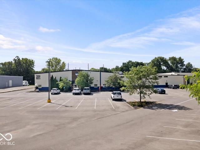 201 W Carmel Drive # Space 1