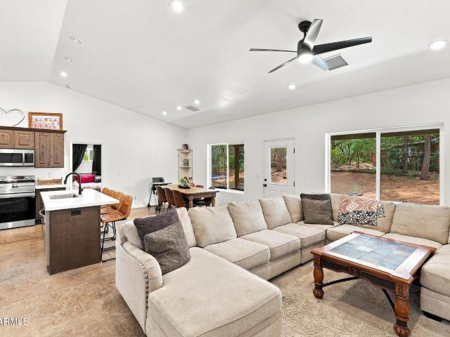 201 w chateau circle