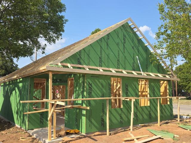 201 W Cherry Street