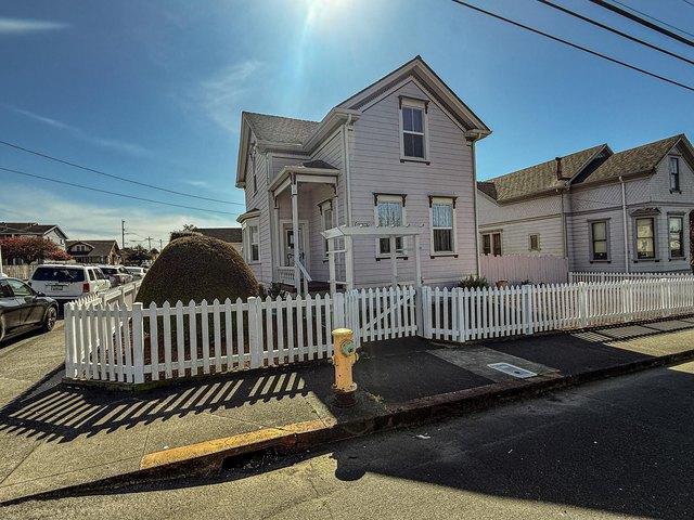 201 W Del Norte St, Eureka, CA 95501