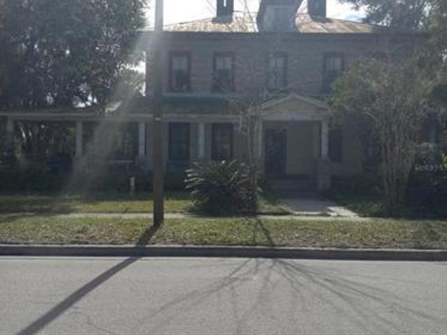 201 W Noble Ave, Bushnell, FL 33513