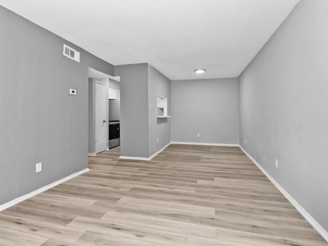 201 W Rosamond St, Unit 41, Houston, TX 77076 | MLS #68682 | Compass
