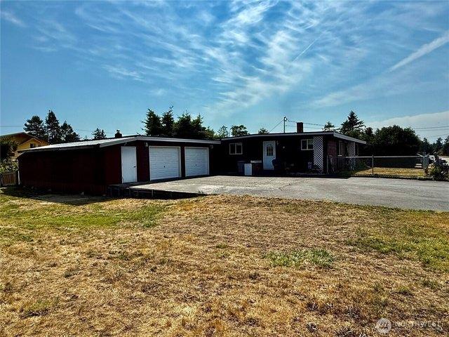 201 W Seattle Ave, Westport, WA 98595