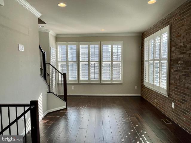 201 Woodstream Circle