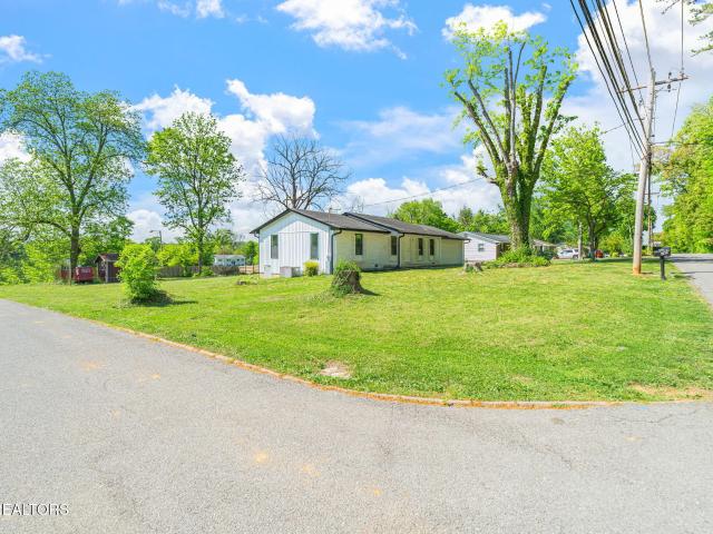 201 Wakefield Rd
