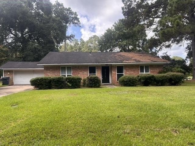 201 Walnut, Village Mills, TX 77663