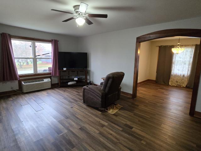 201 Walton Ave, Lafayette, TN 37083 | MLS #3059 | Compass