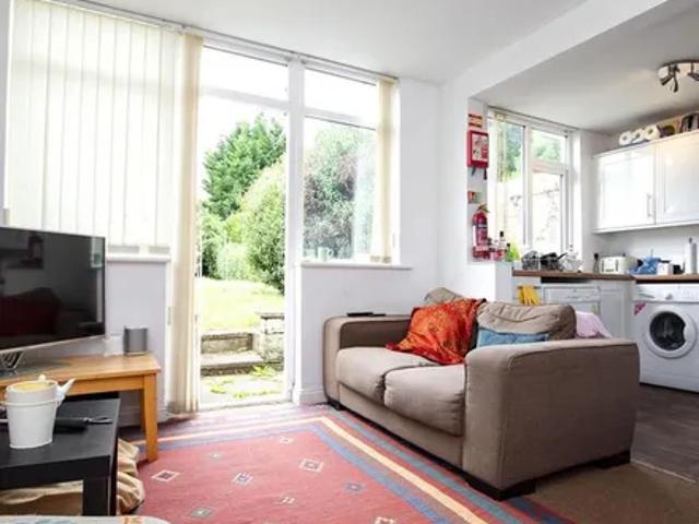 201 Warwards Lane, Stirchley, B29 7QU, United Kingdom | 4 bed house for rent #137835896 | Rentberry