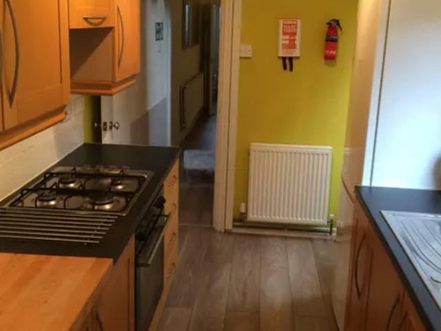 201 Warwards Lane, Stirchley, B29 7QU, United Kingdom | 5 bed house for rent #159327021 | Rentberry
