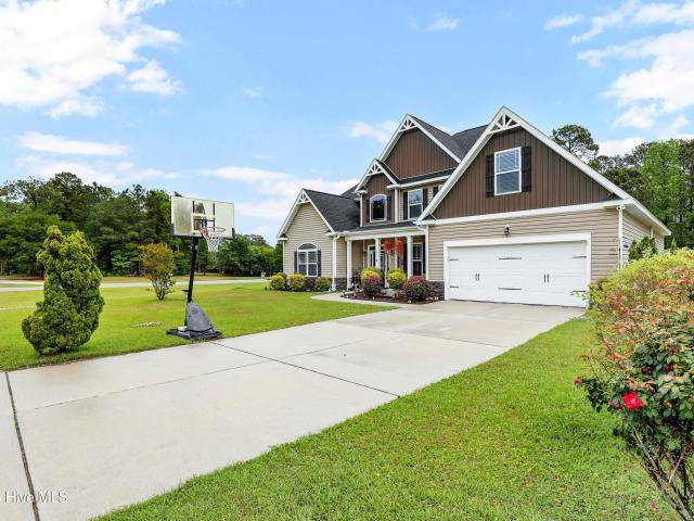 201 Wedgefield Circle