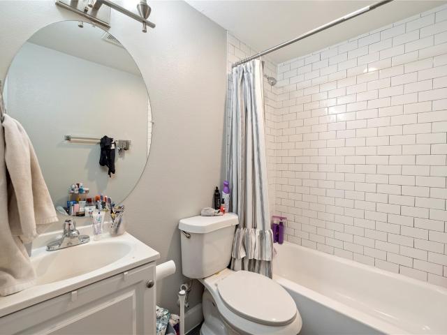201 West 31st St # E