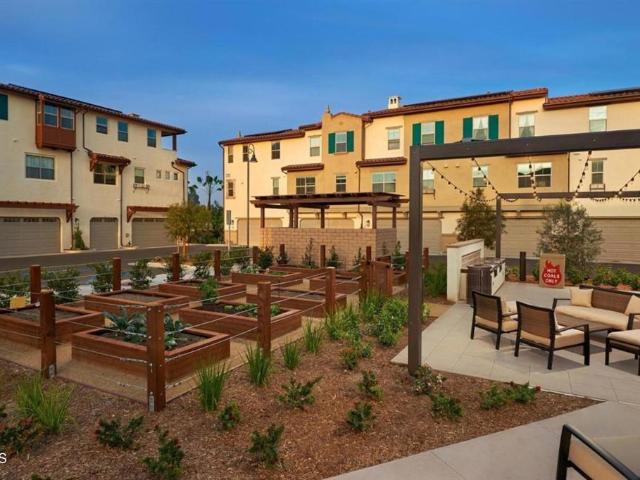 201 Westpark Ct, Unit A, Camarillo, CA 93012 | MLS #V1 36088