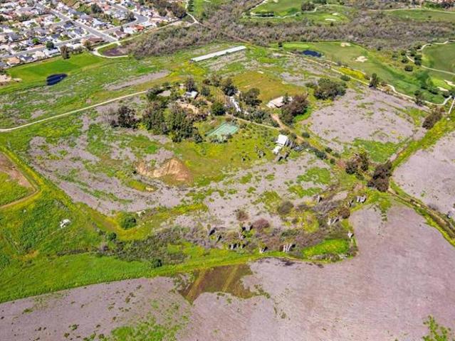 201 Wilshire Rd, Oceanside, CA 92057