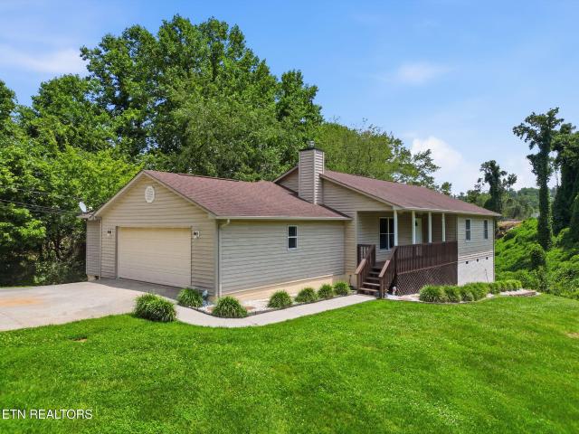 201 Windsong Rd