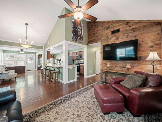 201 Talona Lake Terrace