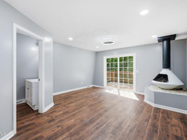 201 Tamassee Drive