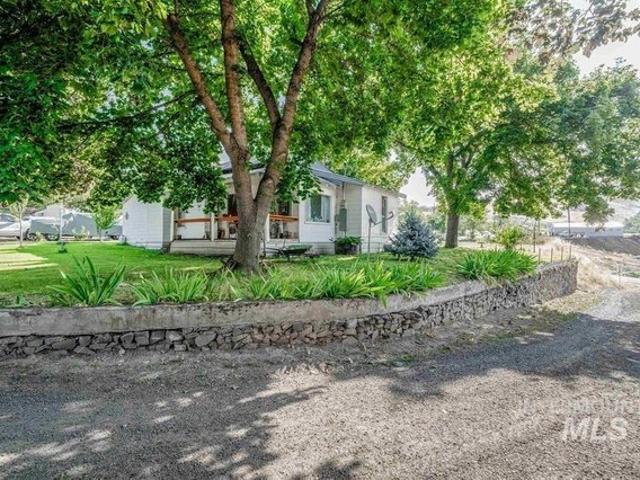 201 Tiffany Ln, Culdesac, ID 83524