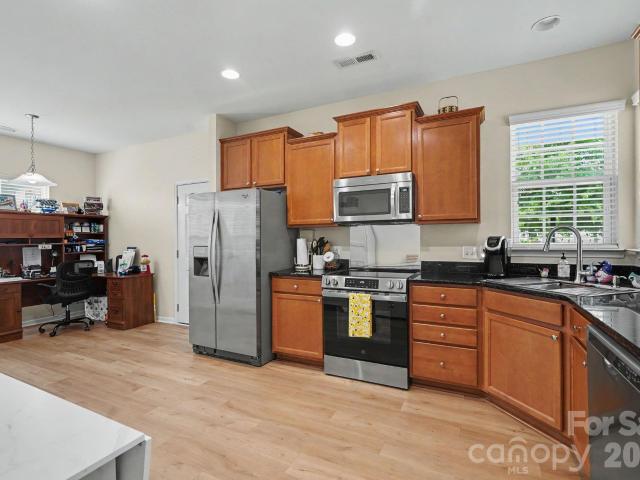 20241 Dovekie Lane