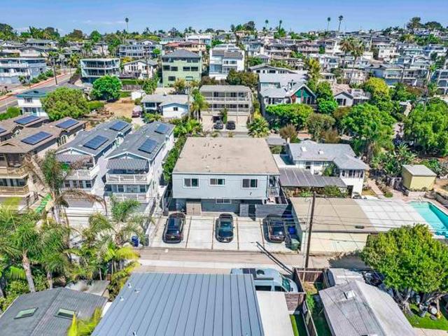 2024 Montgomery Ave