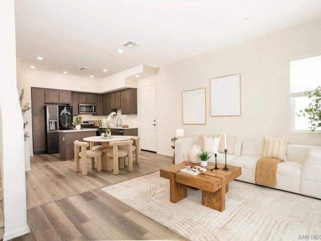 2024 Luzon Ln Unit 5, Chula Vista, CA 91915