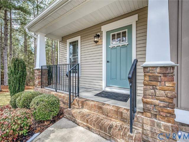 2024 Walnut Tree Place