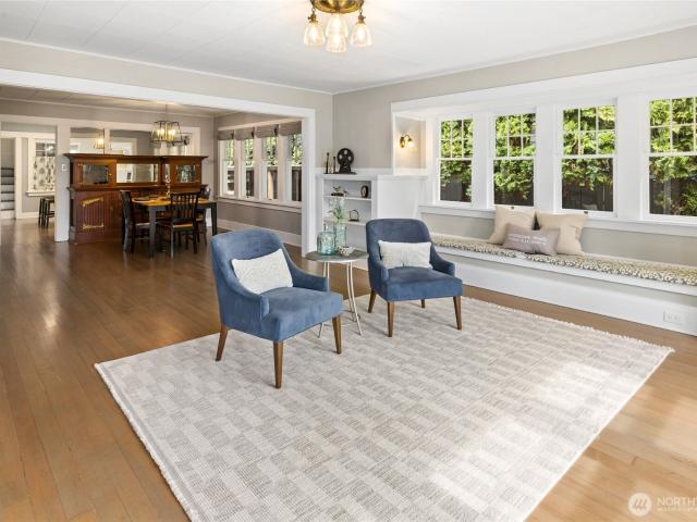 2024 Wells Street