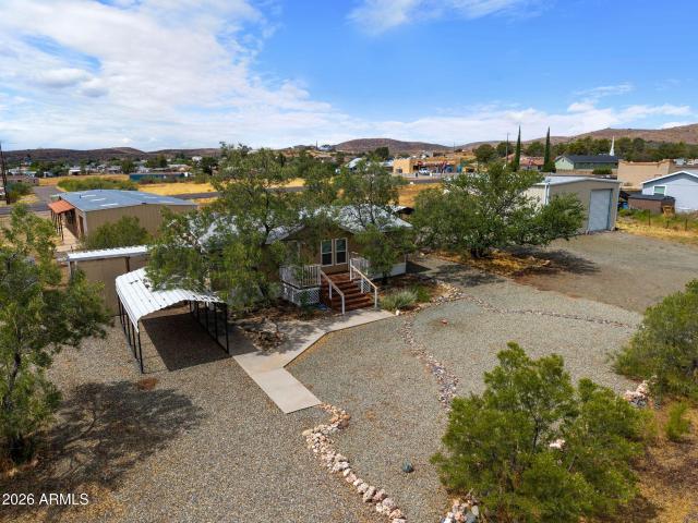 20253 e conestoga drive
