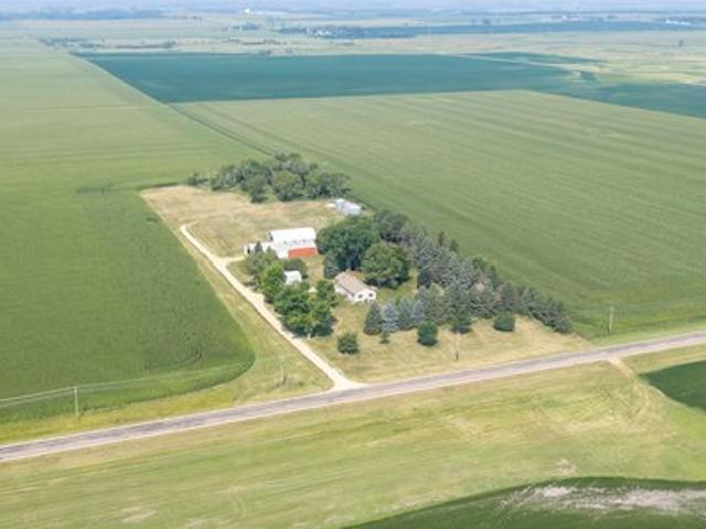 20253 st Ave, Brookings, SD 57006