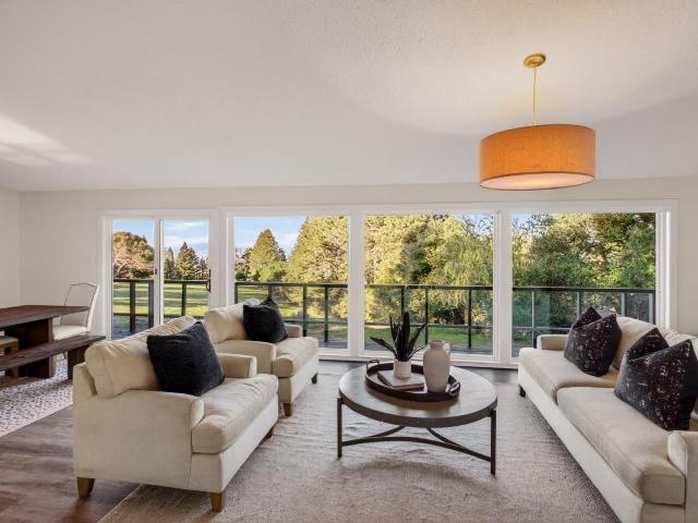 20255 Skyline Boulevard