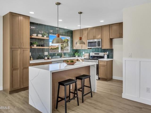 20256 N 10th Ave, Phoenix, AZ 85027
