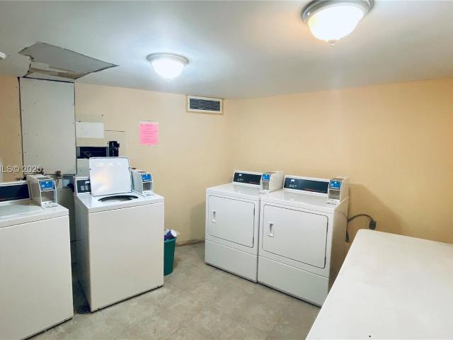 2025 NE 164th St, Unit 901, North Miami Beach, FL 33162 | MLS #A11826