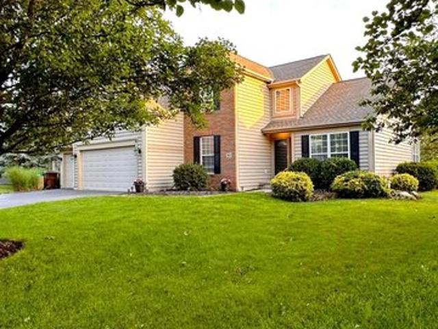 2025 Alum Village Dr, Lewis Center, OH 43035