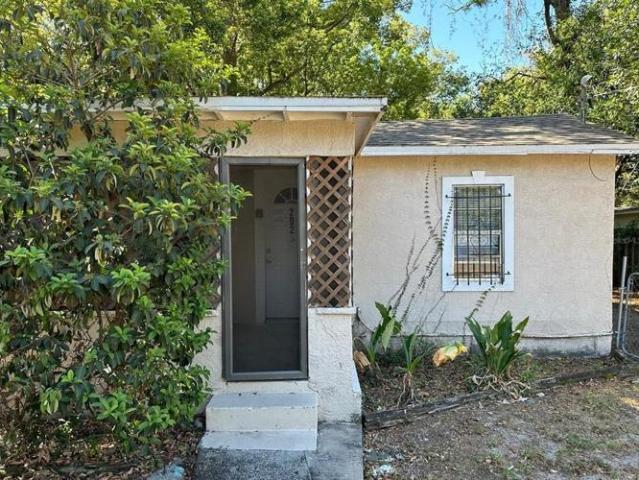 2025 E New Orleans Ave, Tampa, FL 33610