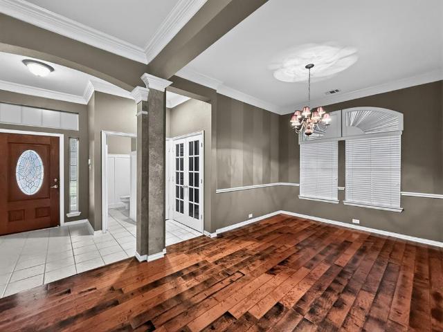 2025 Fair Oaks Circle