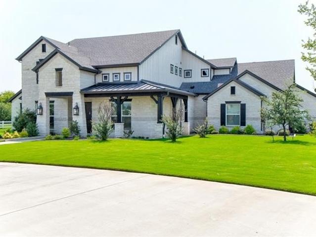 2025 Greenway Crossing Dr, Haslet, TX 76052