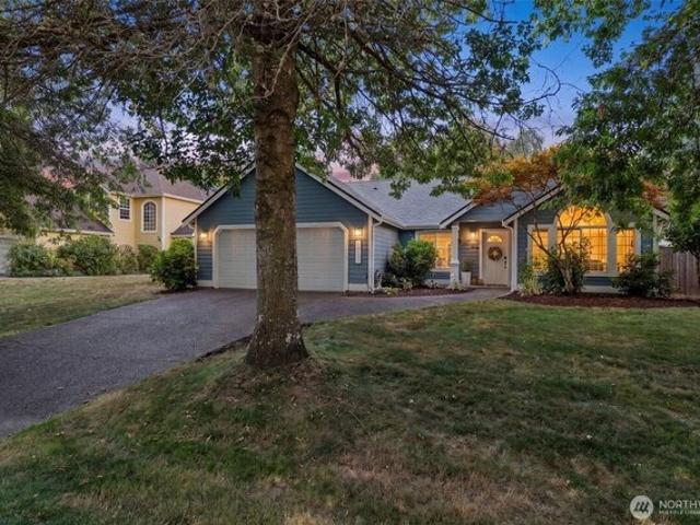 2025 Kempton St SE, Olympia, WA 98501