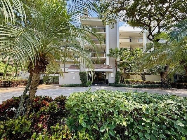 2025 Lavers Cir Apt D411, Delray Beach, FL 33444