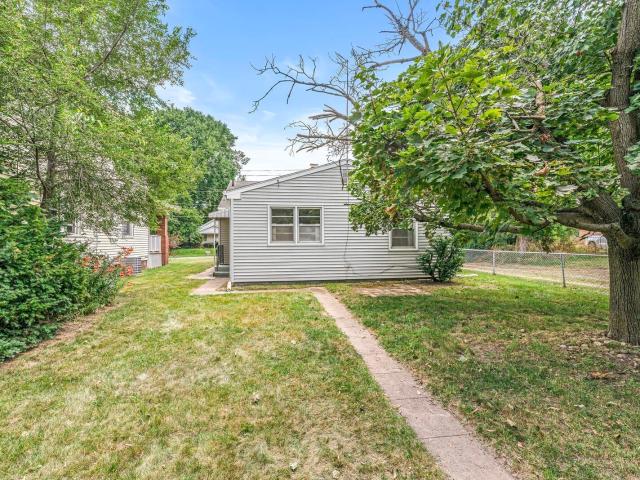2025 Prairie Avenue