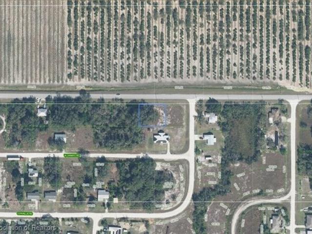 2025 W Taunton Rd, Avon Park, FL 33825
