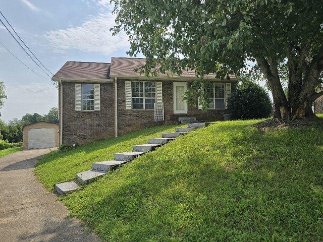 2025 Windroe Dr, Clarksville, TN 37042