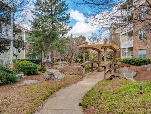 2025 Woodmont Blvd Apt 215, Nashville, TN 37215
