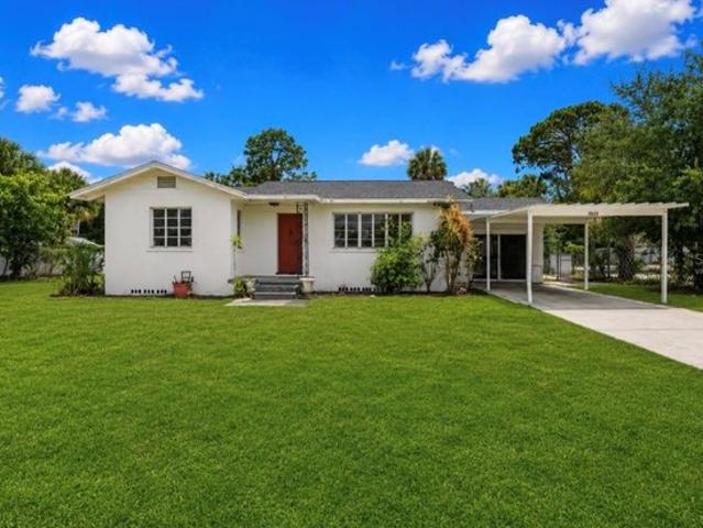 2025 17th Ave W, Bradenton, FL 34205